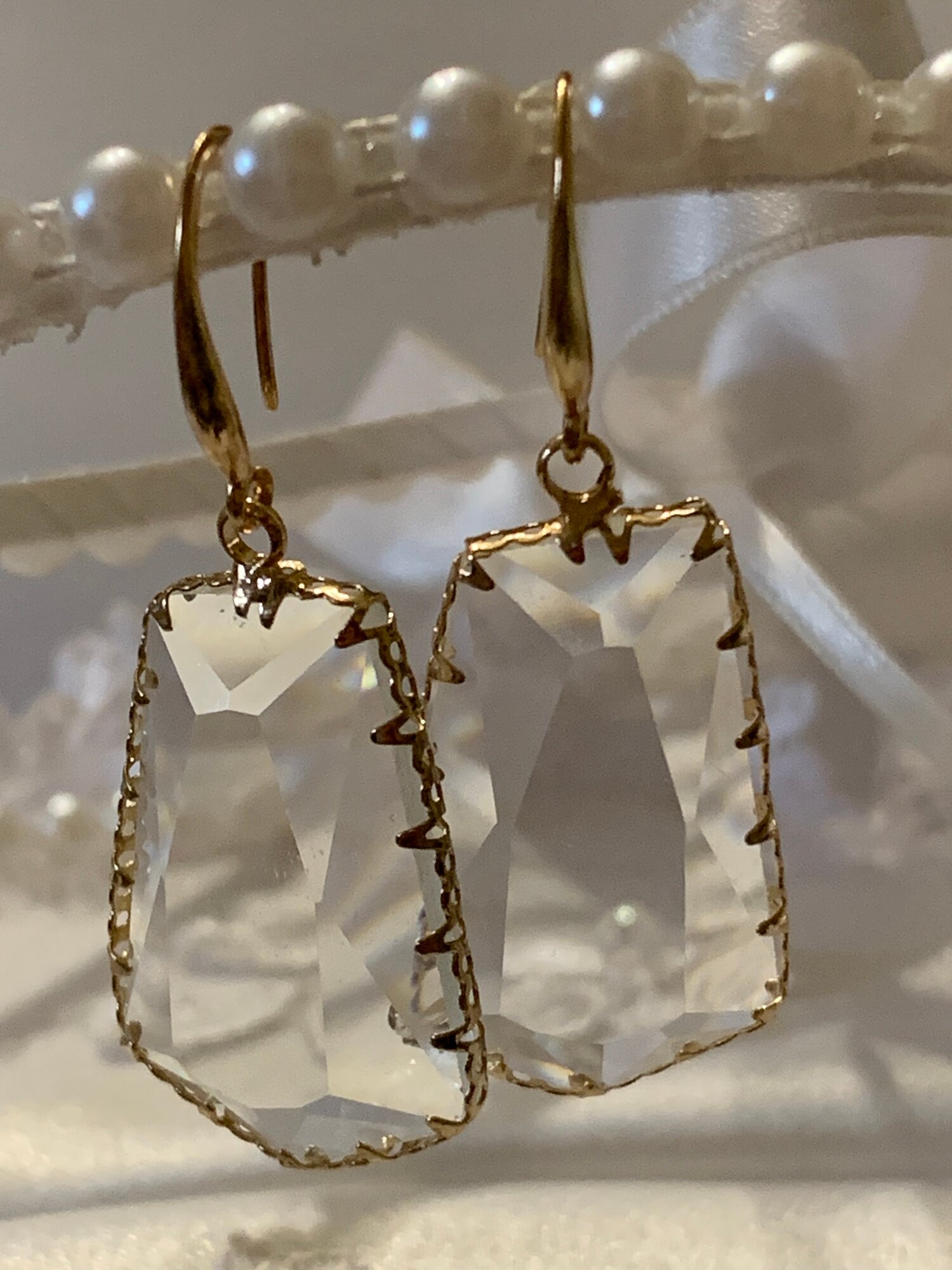 Серьги с подвесками, стекло