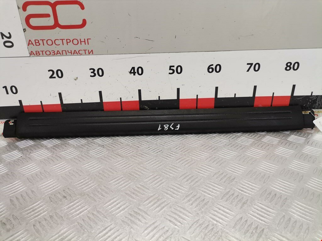 Накладка декоративная на порог левая Volkswagen Beetle 2 1C0853371A арт. 883353