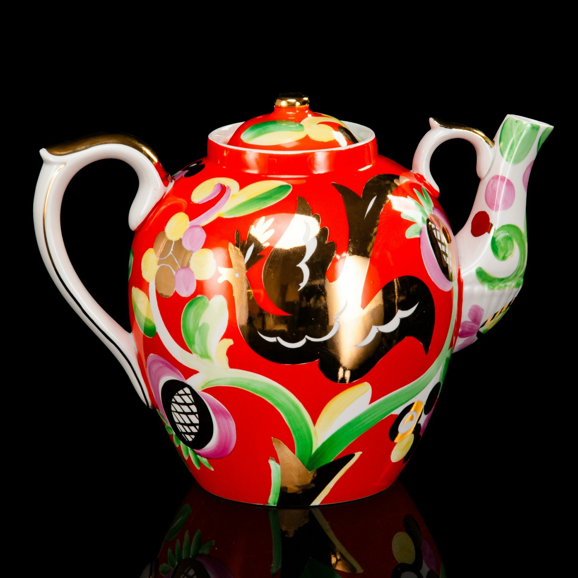 Чайник доливной "Золотой олень", автор П. В. Леонов, фарфор, крытье, роспись