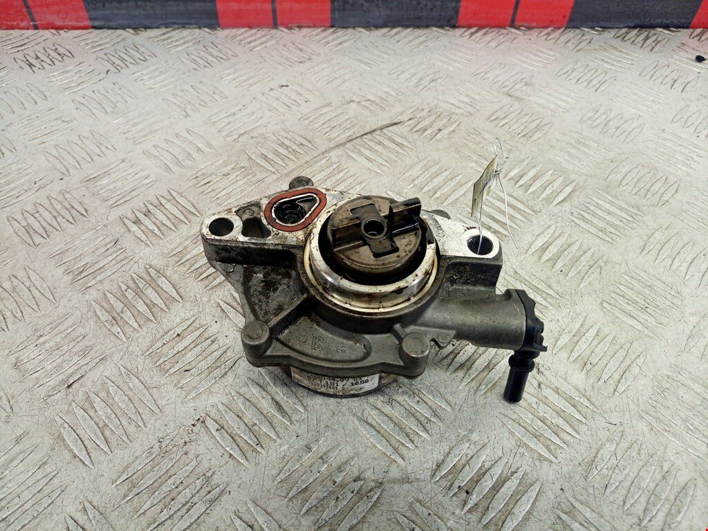Насос вакуумный Peugeot 107 456572 арт. 696047