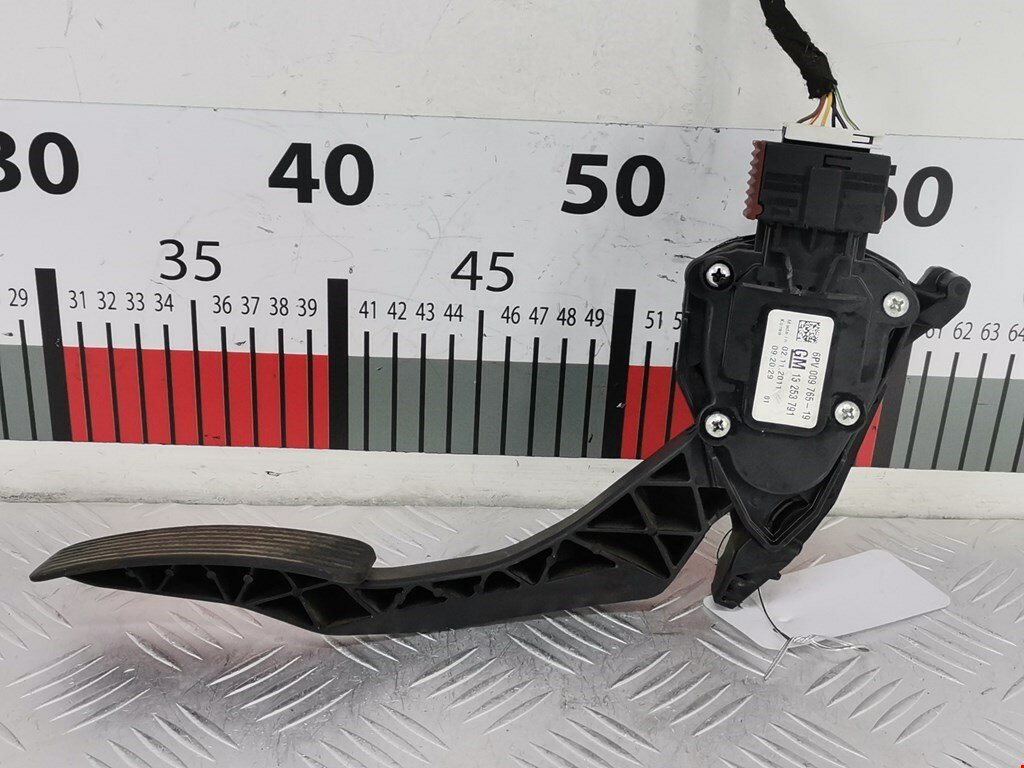 Педаль газа Chevrolet Orlando 13253791 арт. 1569794