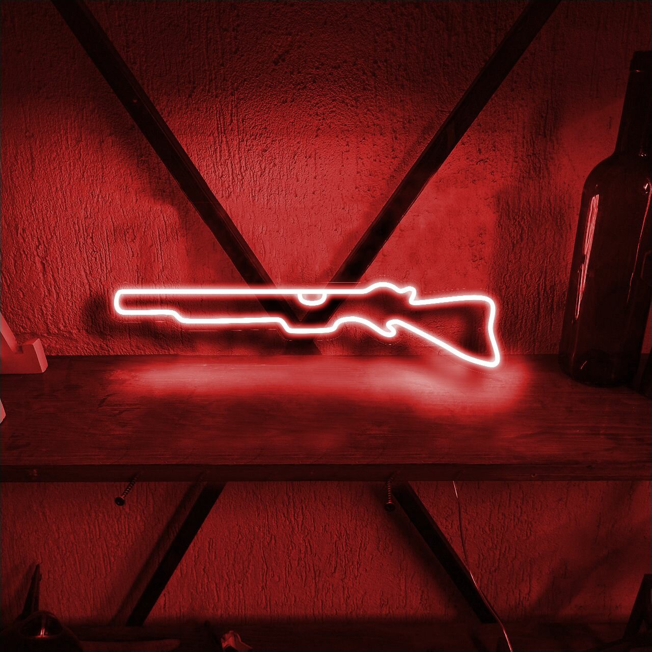 Светильник неоновый Elmarto Ружье, 40х10 см, красный