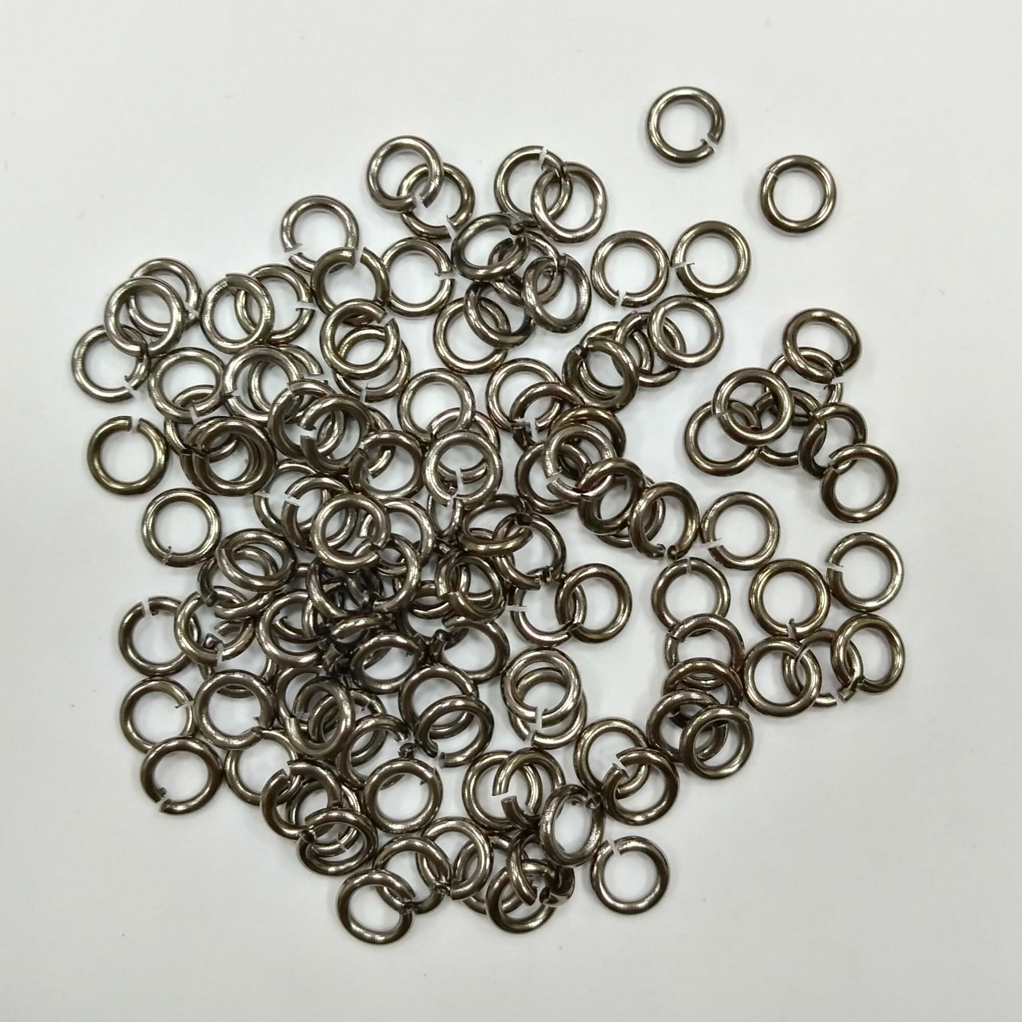 Соединительное колечко, 5мм (толщина 1.0мм, внутренний размер 3мм), базовый материал - латунь, вороненая сталь, 10 грамм