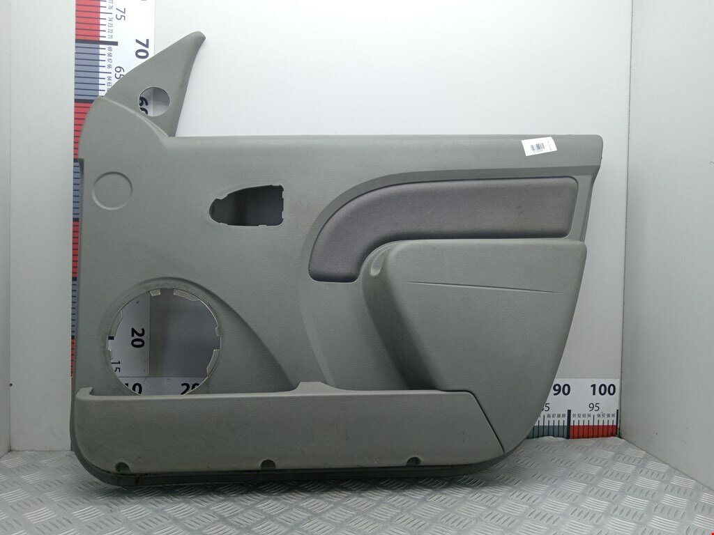 Обшивка (карта) двери передней правой Renault Logan 1 8200295814 арт. 2108445