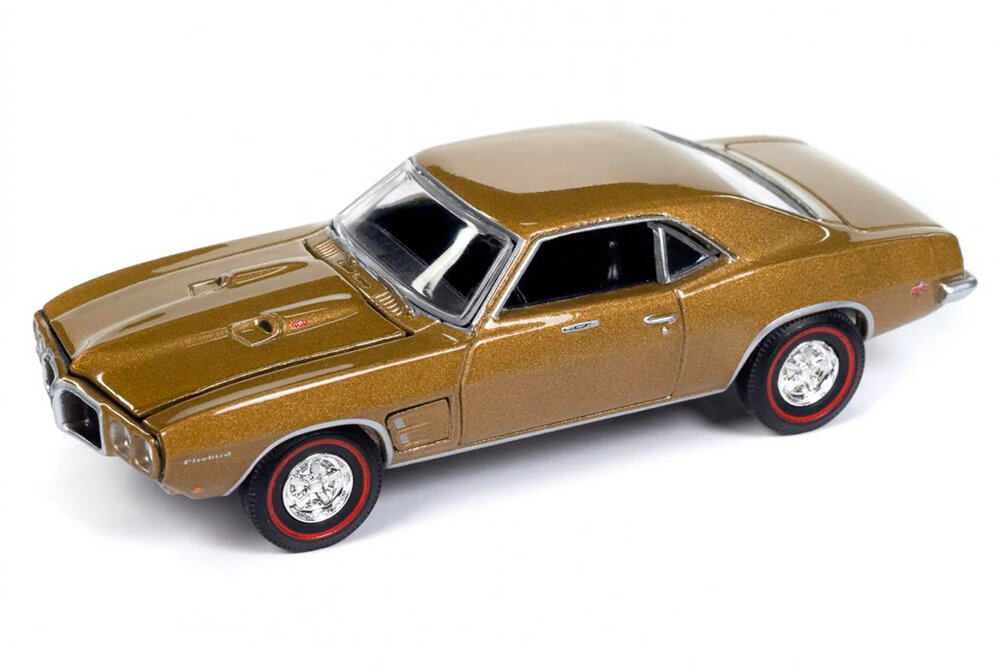 Модель коллекционная AUTO WORLD Pontiac firebird 1969 royal bobcat gold (длина модели 6-10 см)
