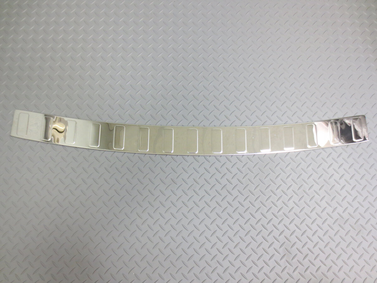 Накладка заднего бампера Volkswagen Passat B7 2010-2015