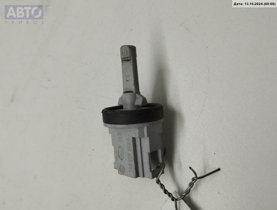 Датчик Audi A4 B7 (2004-2008)