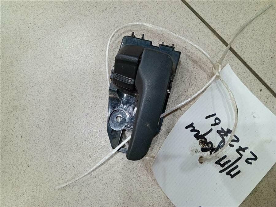 Ручка двери внутренняя правая от Mitsubishi Lancer 9 CS 2000-2008