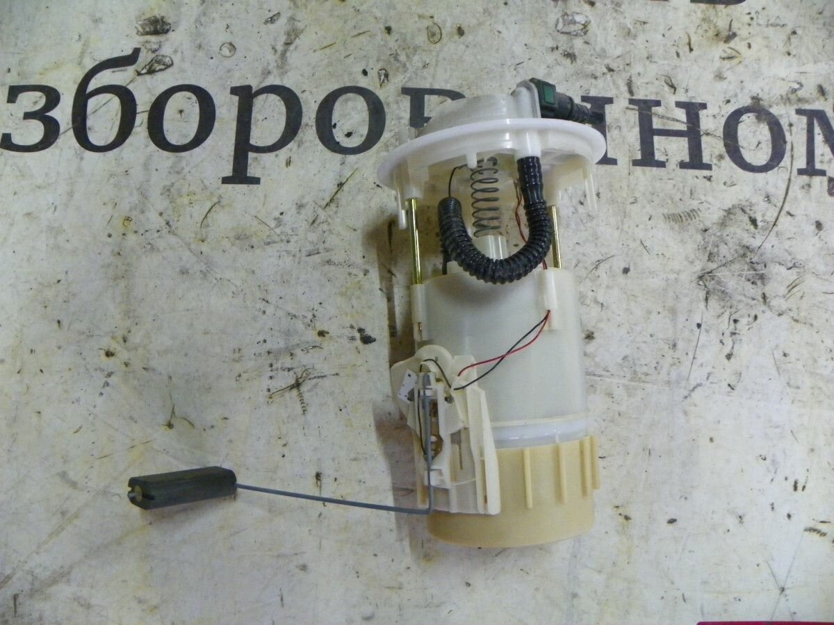 Насос топливный Renault Scenic II (2003—2006) 8200683188