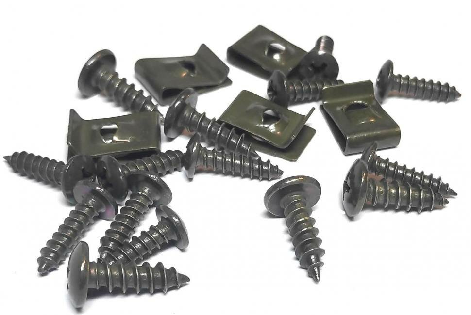 Саморез для пластика 4х15мм (15 шт упак.) 1000224