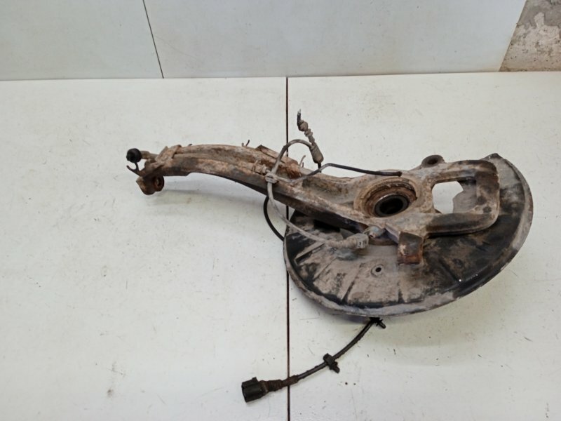 Б/У в сборе со ступицей, ступица, Порше Кайен, VW Touareg 2002-2010, Audi Q7 (4L) 2005-2015 Кулак поворотный Porsche Cayenne ...