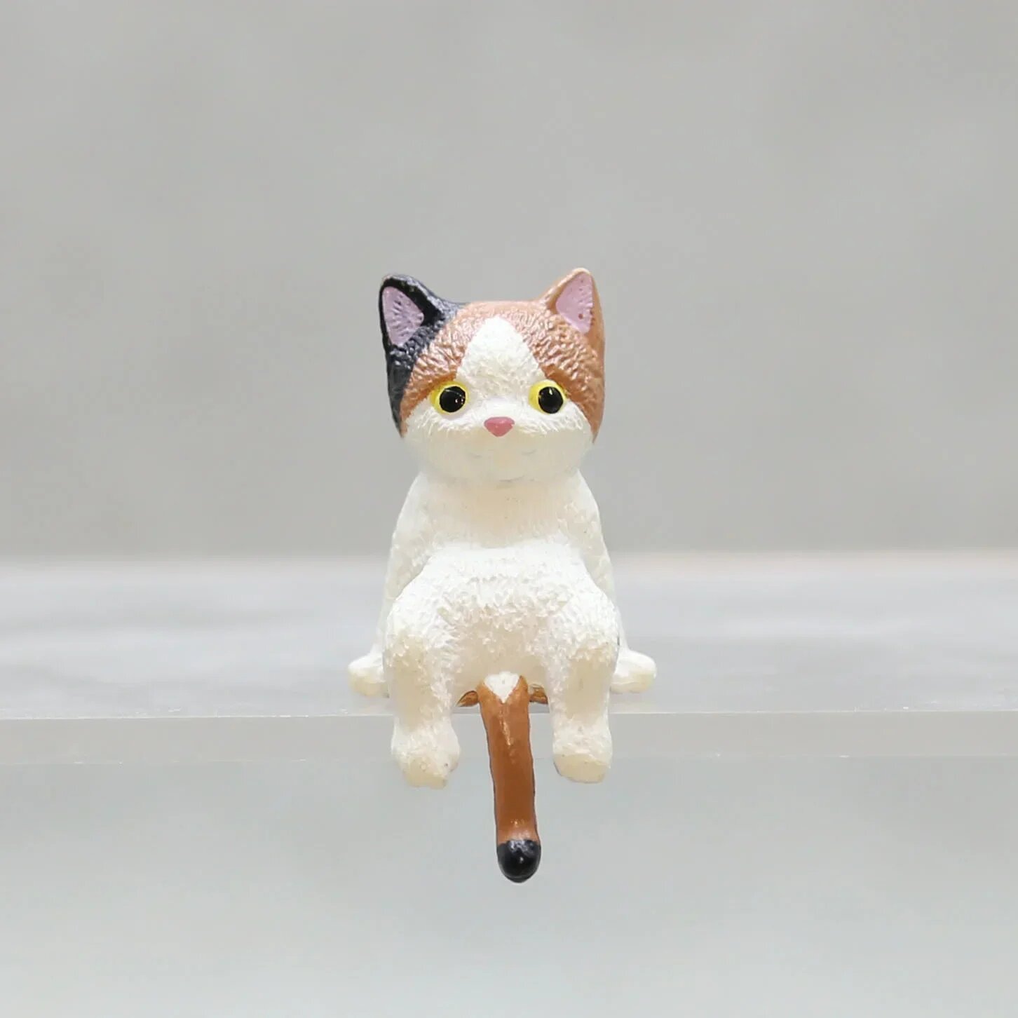 Фигурки кошек из пластика No.2