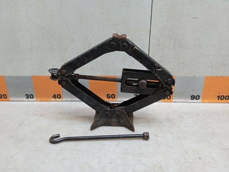 Б/У Домкрат Citroen C5 2004 DC 376988 Peugeot-Citroen арт. 672591