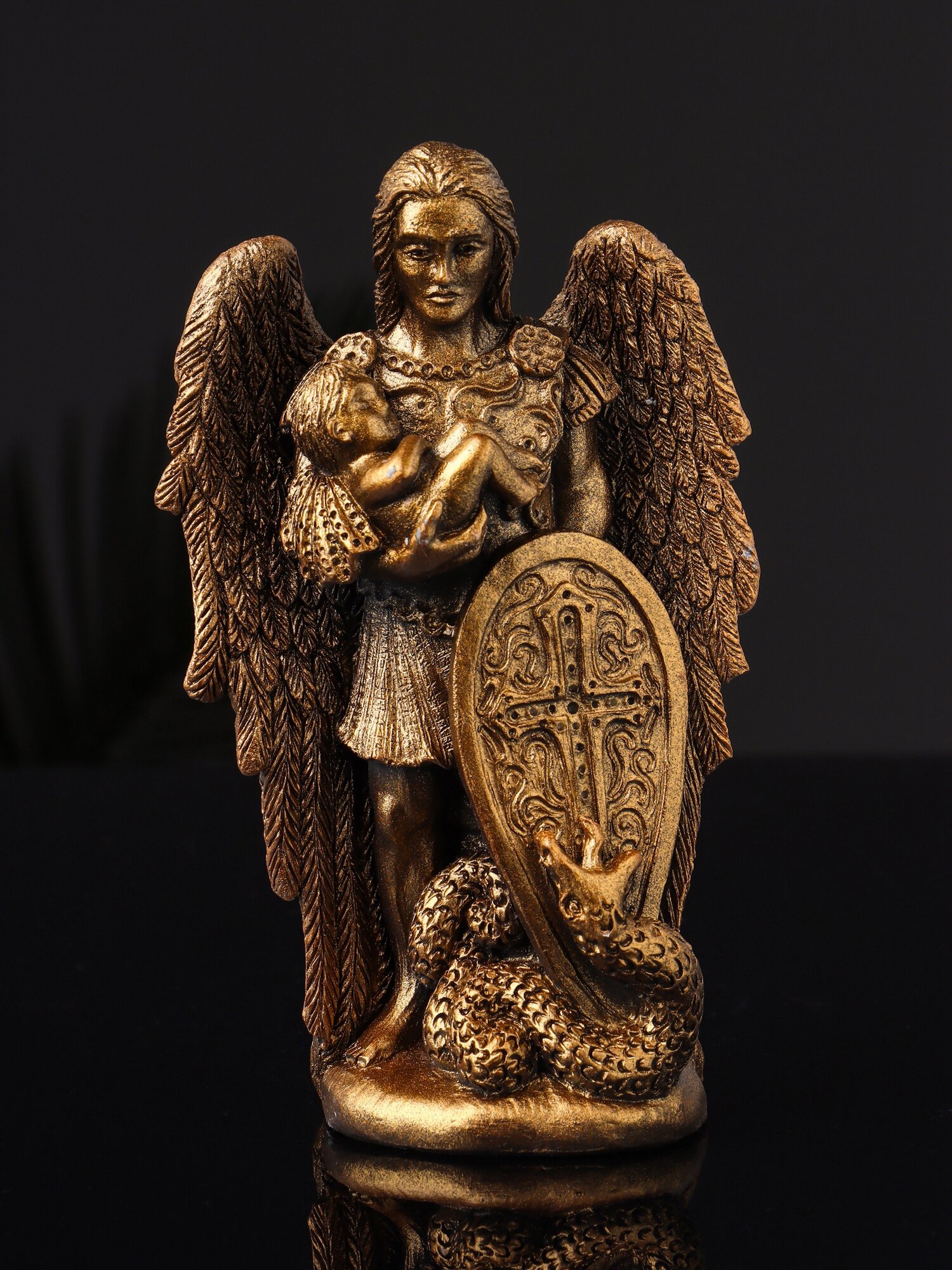 Фигура "Архангел Михаил" 14х9х4 см, бронза