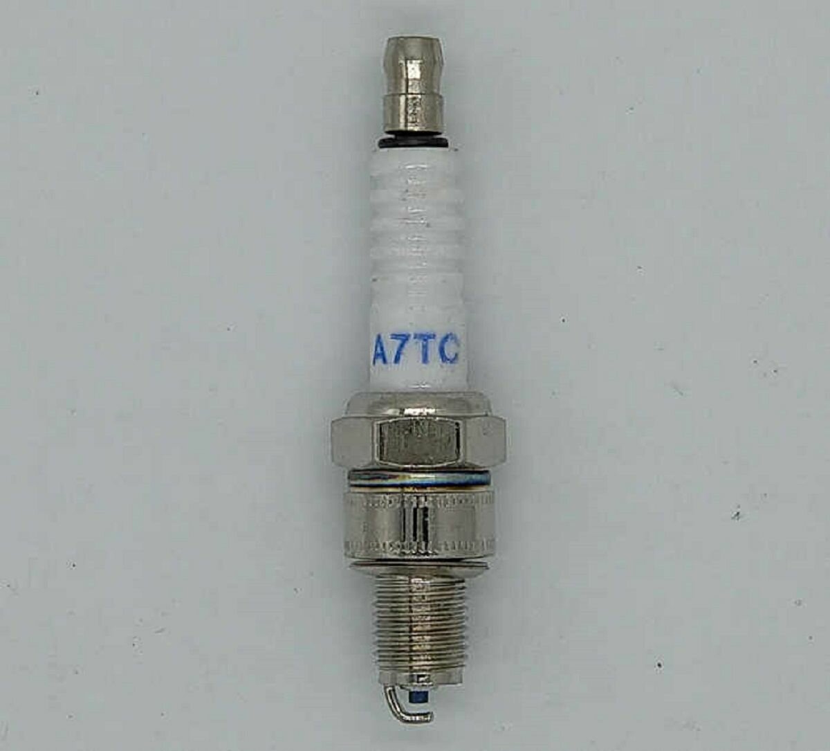 Свеча зажигания промо A7TC (HR-80087)