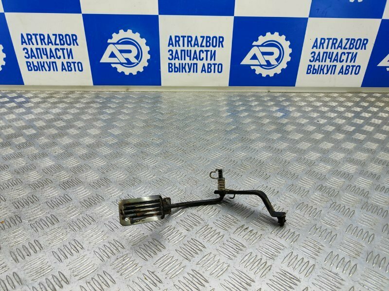 Б/У Педаль газа Chevrolet Niva 2123 / Шевроле Нива 2123 1.7 21214 80.9 Л.С 2006