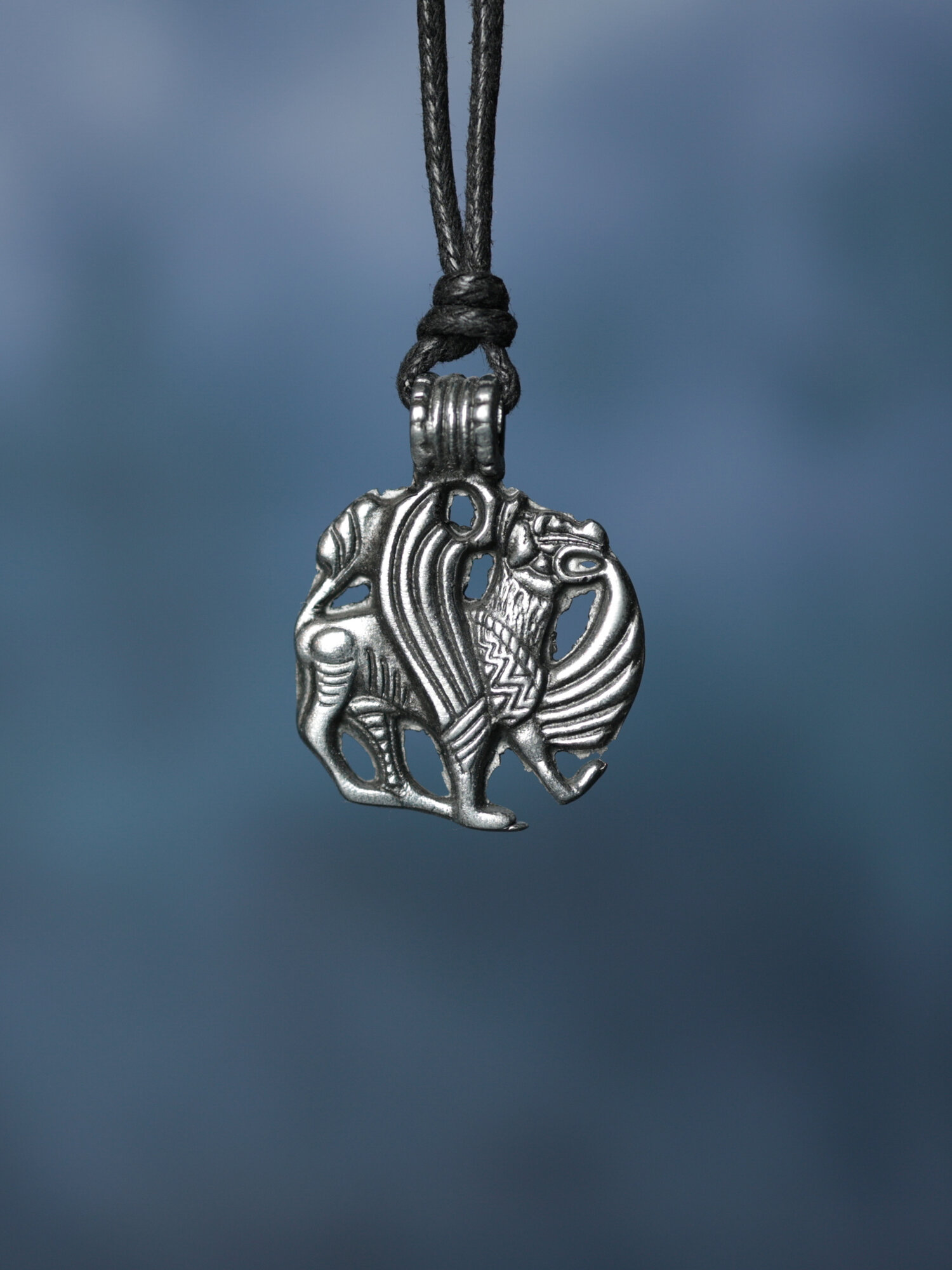 Семаргл Огнебог, славянский амулет силы, защиты от зла и удачи