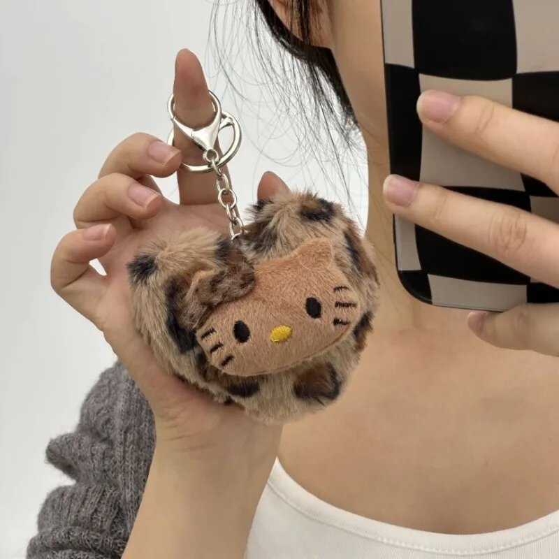 Подвеска-сумка Hello Kitty, милый и изысканный кулон в стиле ретро с героями мультфильмов, модный и изысканный, универсальный брелок, подарок для девочек — фото 1