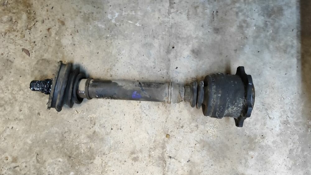Привод передний VW Passat B5 1.8 AEB