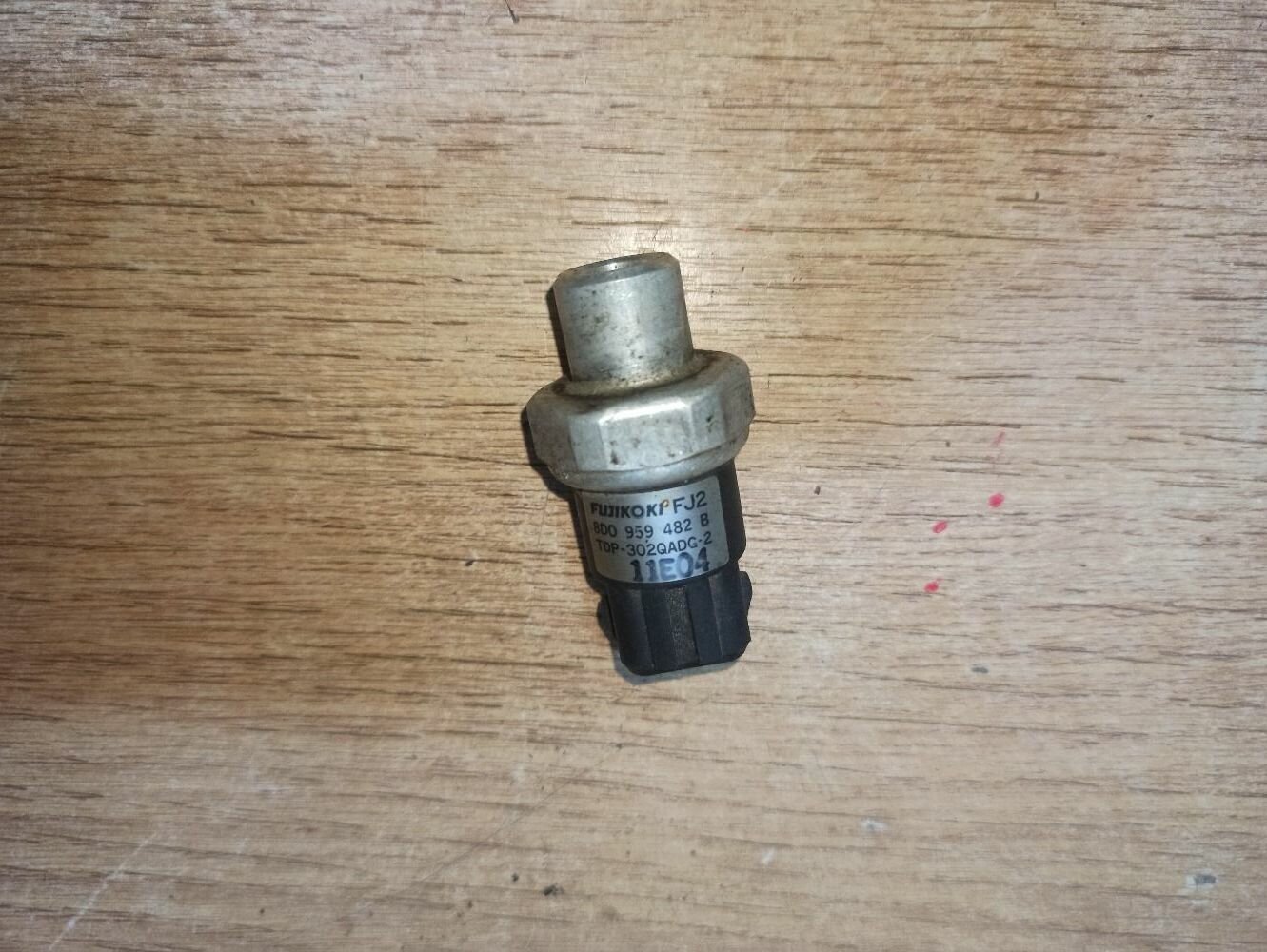 Датчик давления кондиционера 8D0959482B Audi A6 A4 8D0959482B