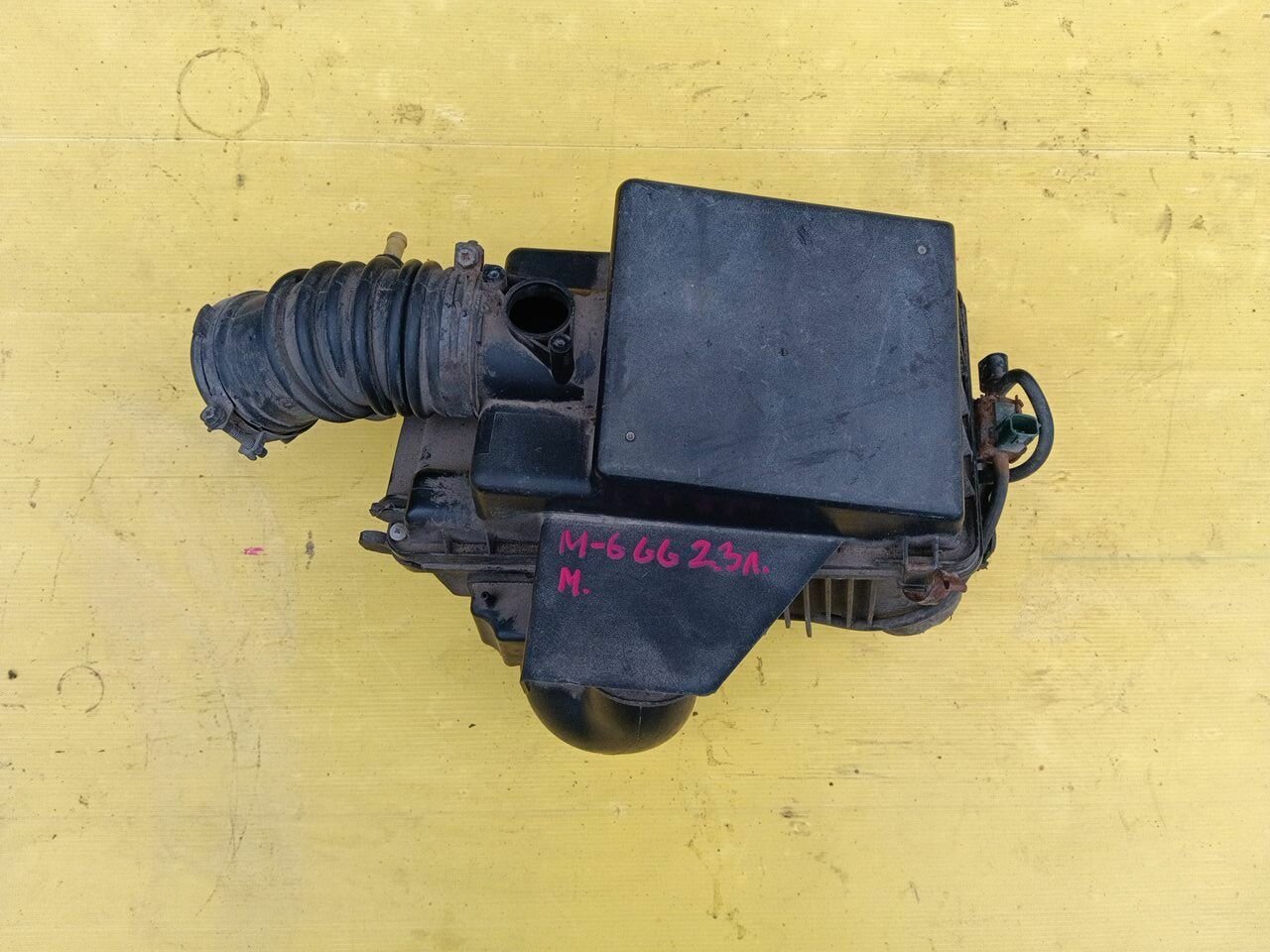 Mazda 6 GG Корпус воздушного фильтра 2.3