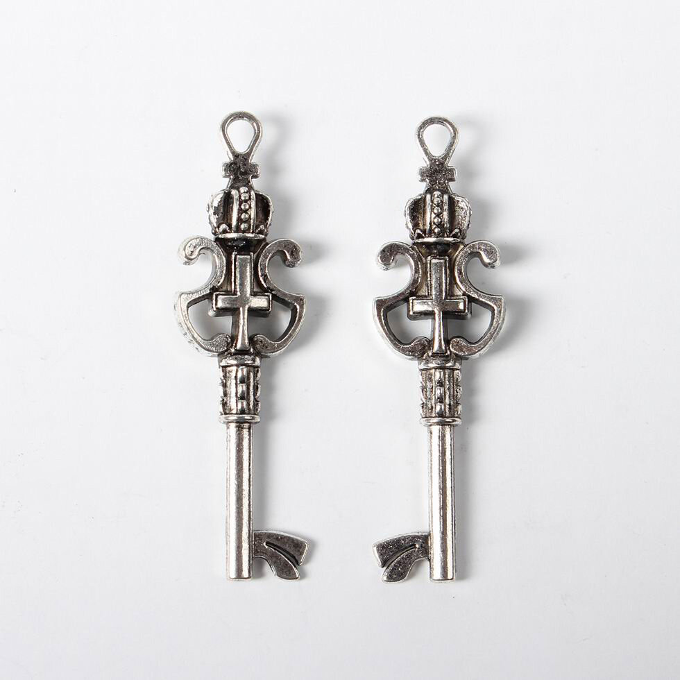 Подвеска, 49х14х7мм, ключ с короной и крестом, базовый материал - цинковый сплав, стиль тибетское серебро, 5 шт.
