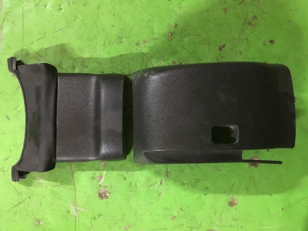 Кожух рулевой колонки VW Golf 6 09-12