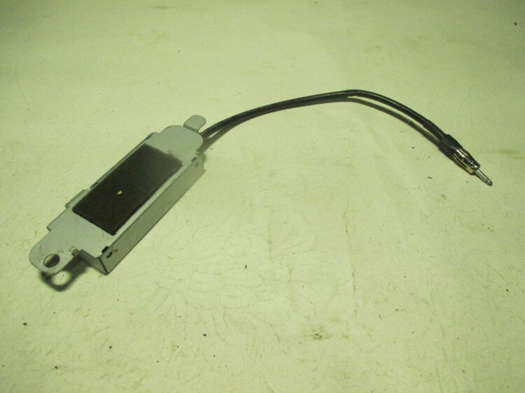 Антенна - Усилитель антены 96628318 CB 071027-0001 96628319 Опель Антара Шевроле Каптива