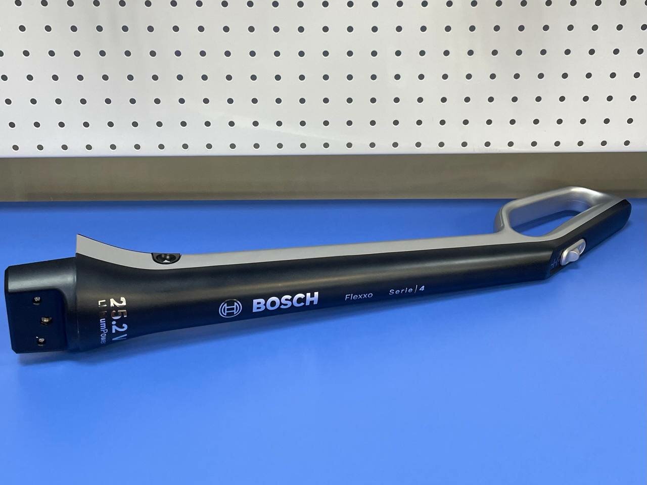 Ручка ручного пылесоса Bosch BCH3K255