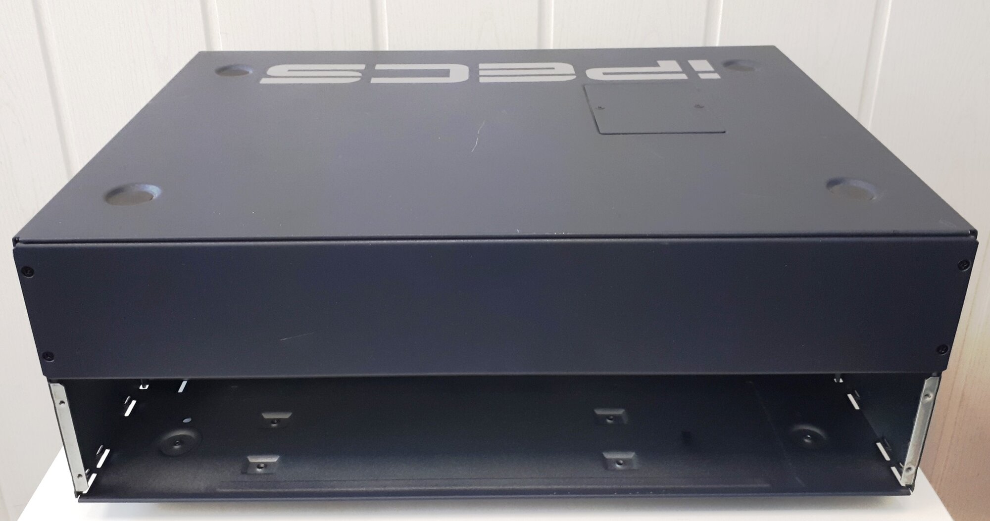 Базовый блок MG-BKSU / eMG800-BKSU цифровой IP-АТС iPECS-MG100/300/eMG800 (подержанный)