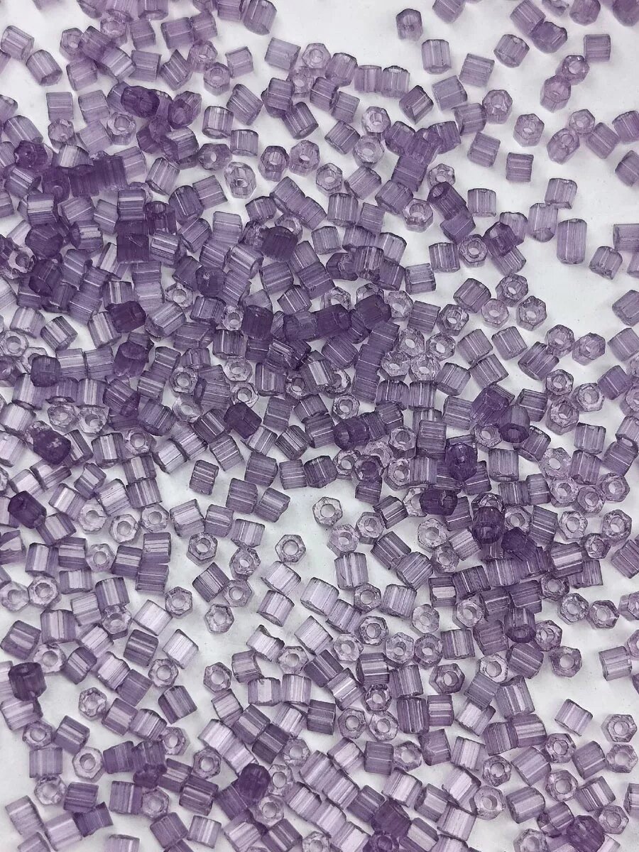 Чешский бисер, рубка -10/0 (1,9 мм) 05122 сиреневый