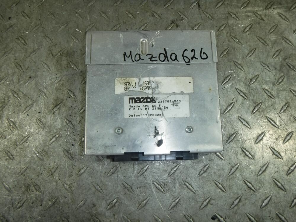 Блок управления двигателем Mazda 626 GE 173238202