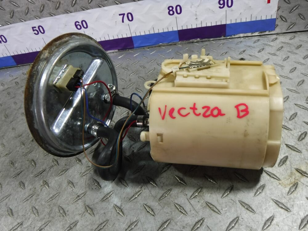Насос топливный Opel Vectra B 815031