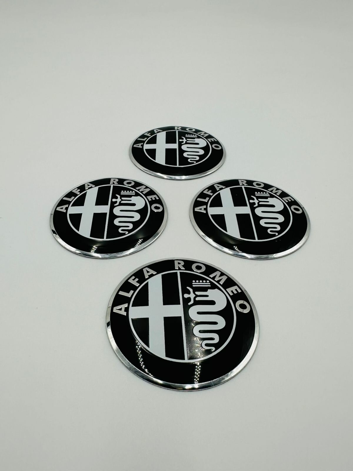 Наклейки на колесные диски Alfa Romeo Алюминий 65мм