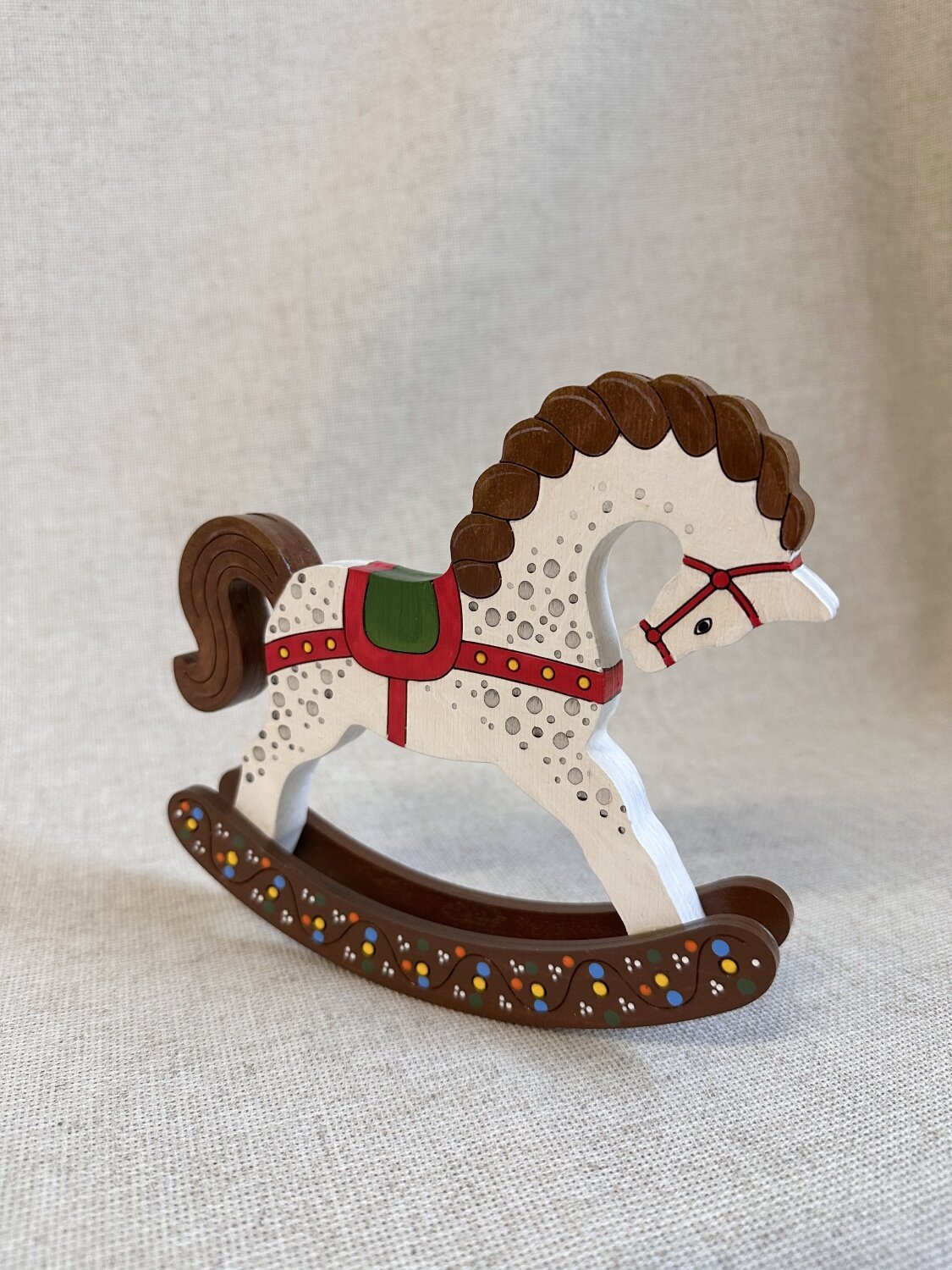 Игрушка Лошадка качалка деревянная 16 см