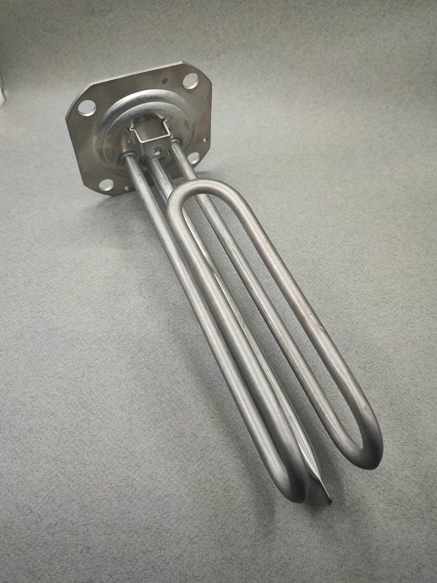 ТЭН водонагревателя 1500W фланец квадрат 90 мм