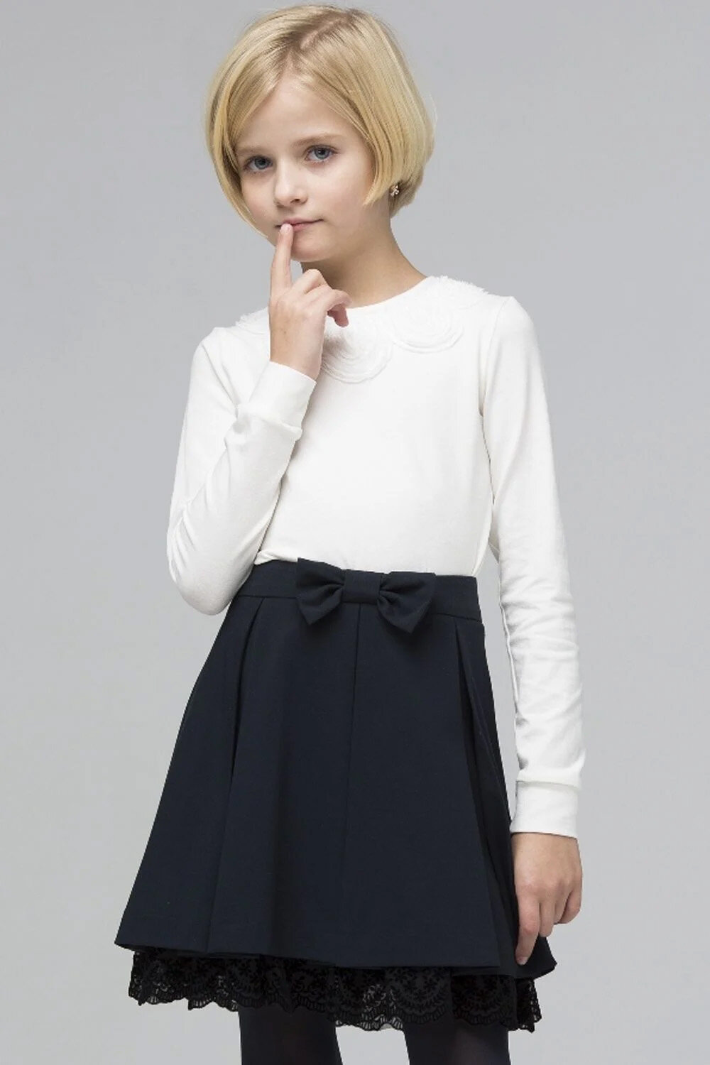 Школьная юбка с кружевом