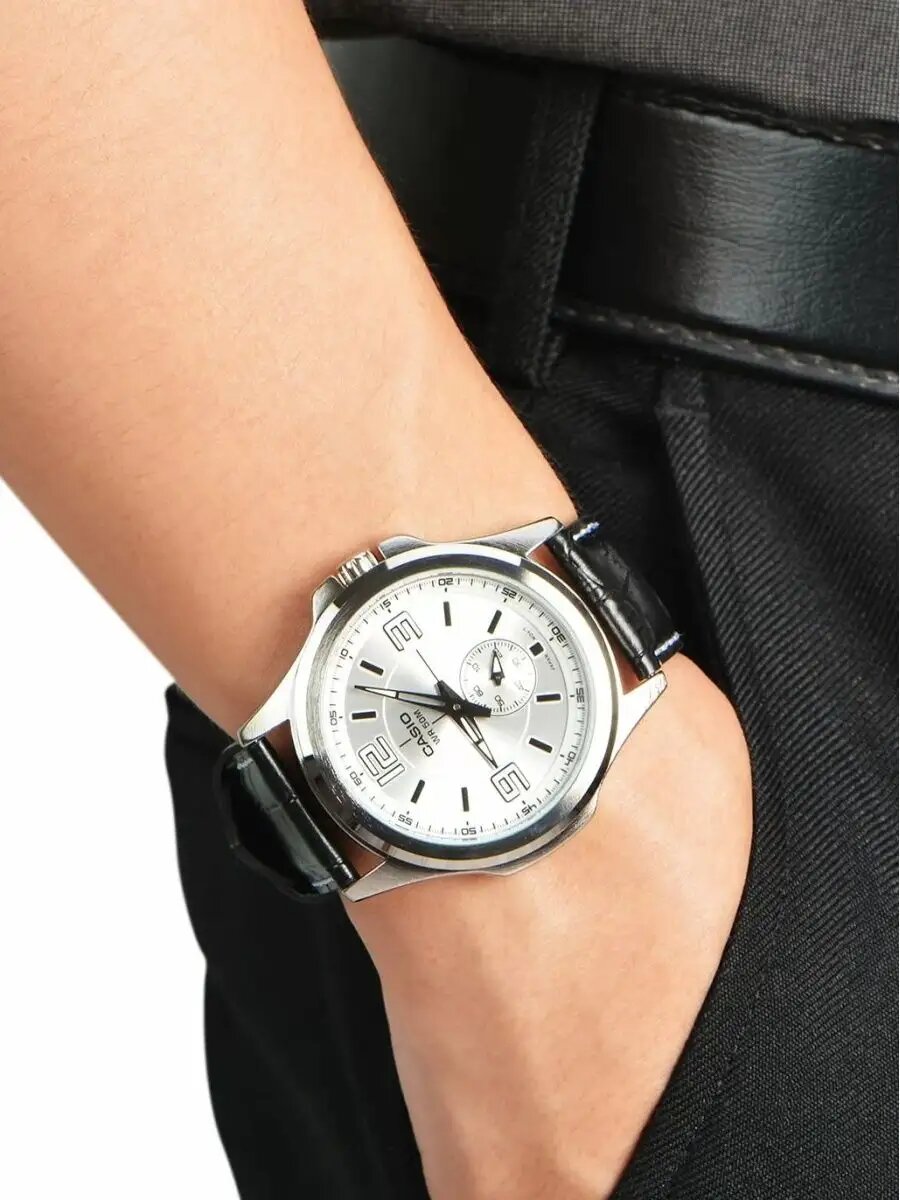 Наручные часы CASIO — фото 1