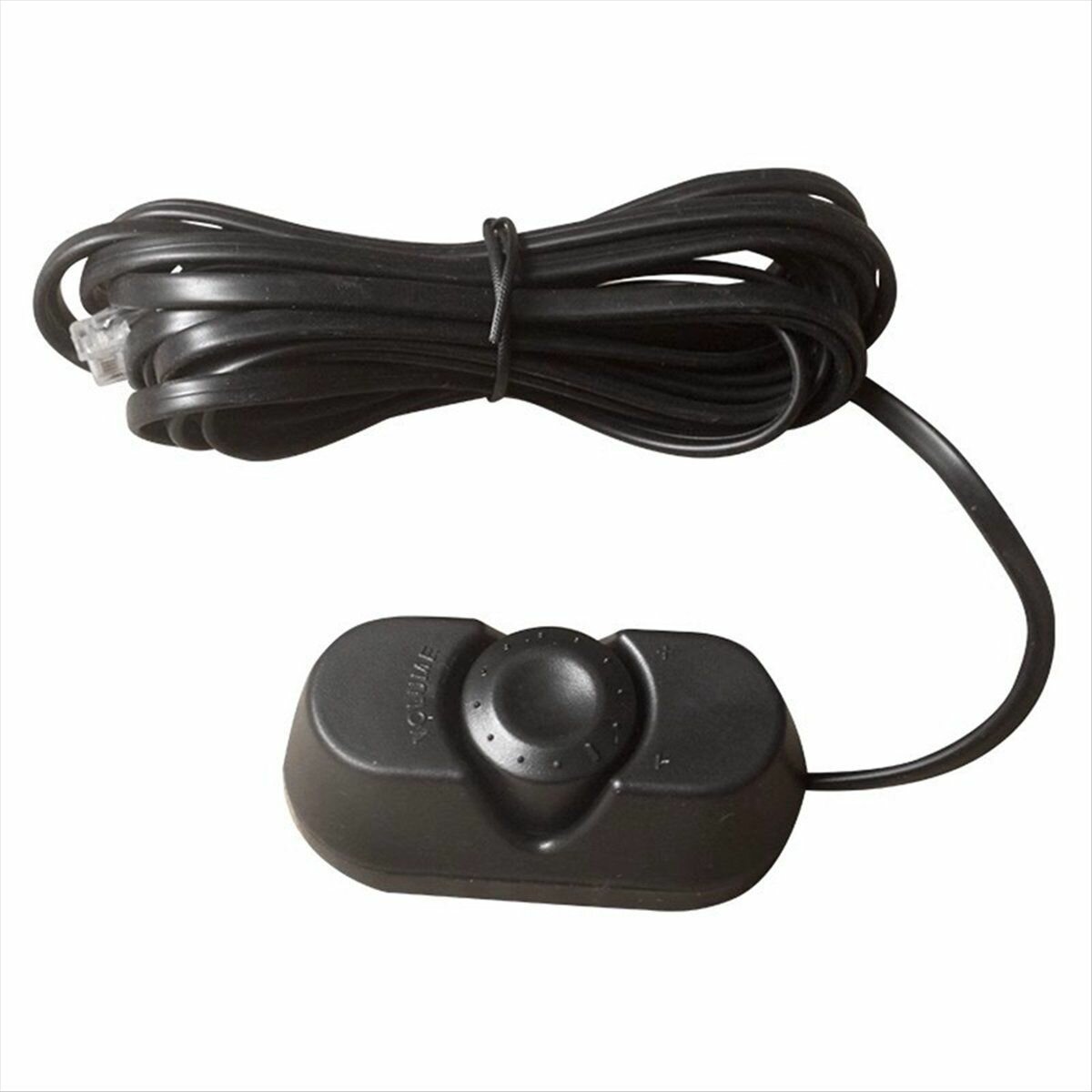 Автомобильный усилитель-тюнер, сабвуфер, пульт дистанционного управления, регулировка громкости