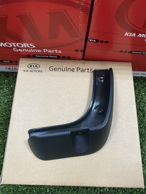 Брызговик задний правый Kia Rio X-line