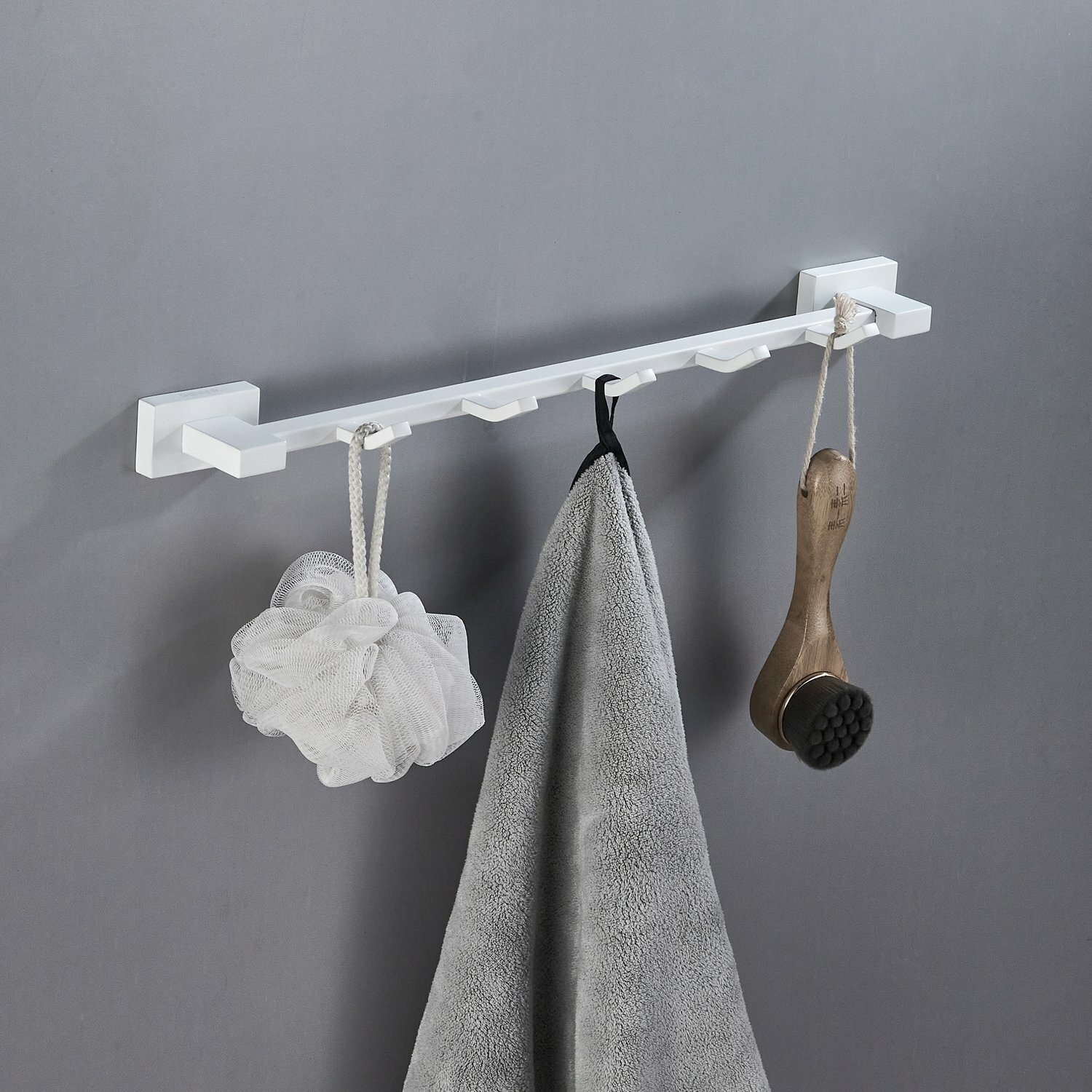 Планка Shevanik SG5651C, с крючками, латунь, цвет белый, длина 44,3 см