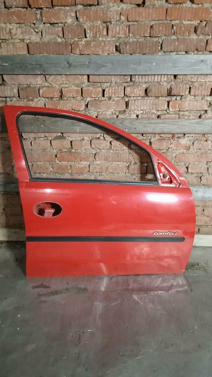Дверь передняя правая Opel Corsa C 2002