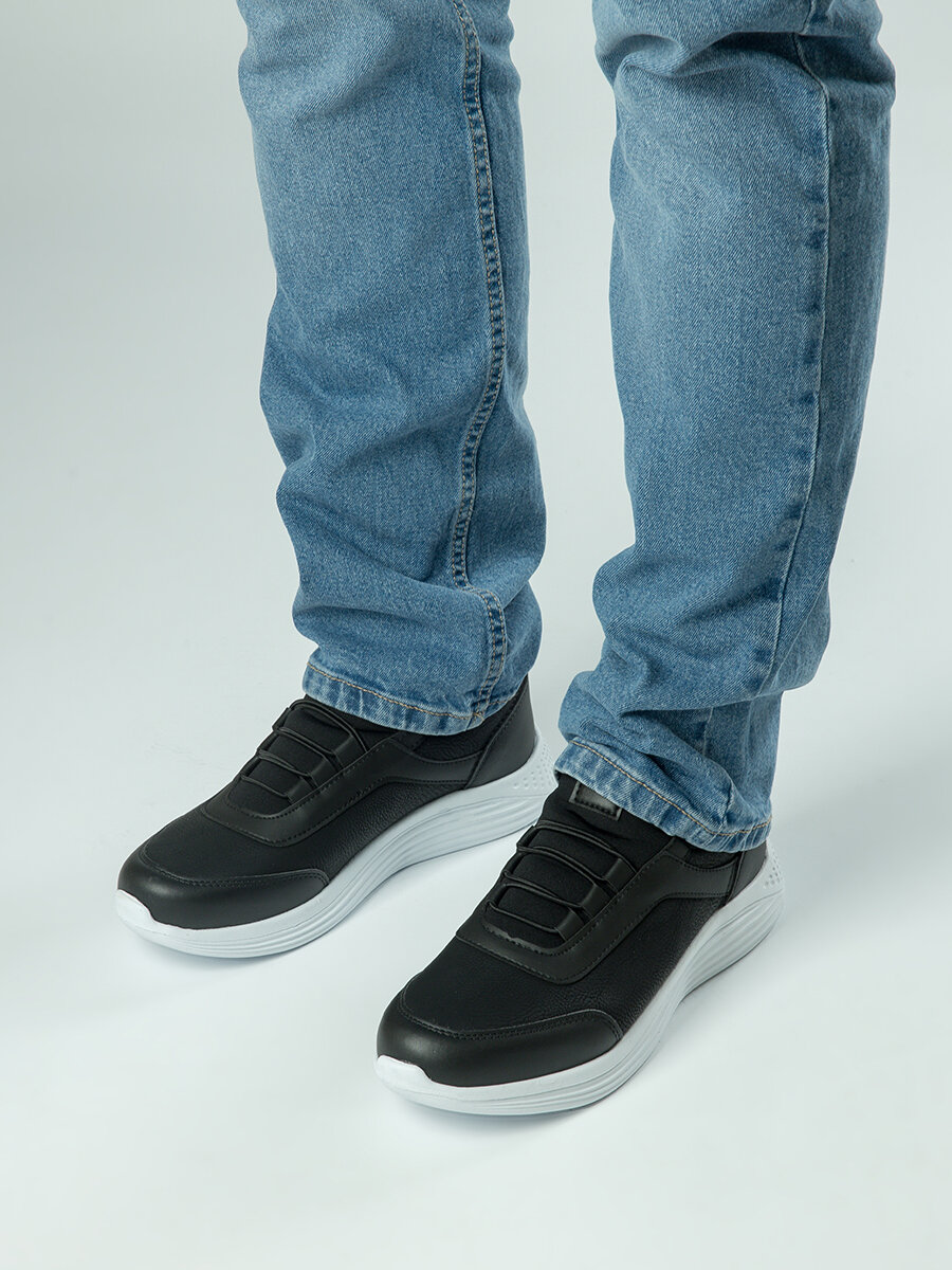 Кроссовки демисезонные мужские спортивные