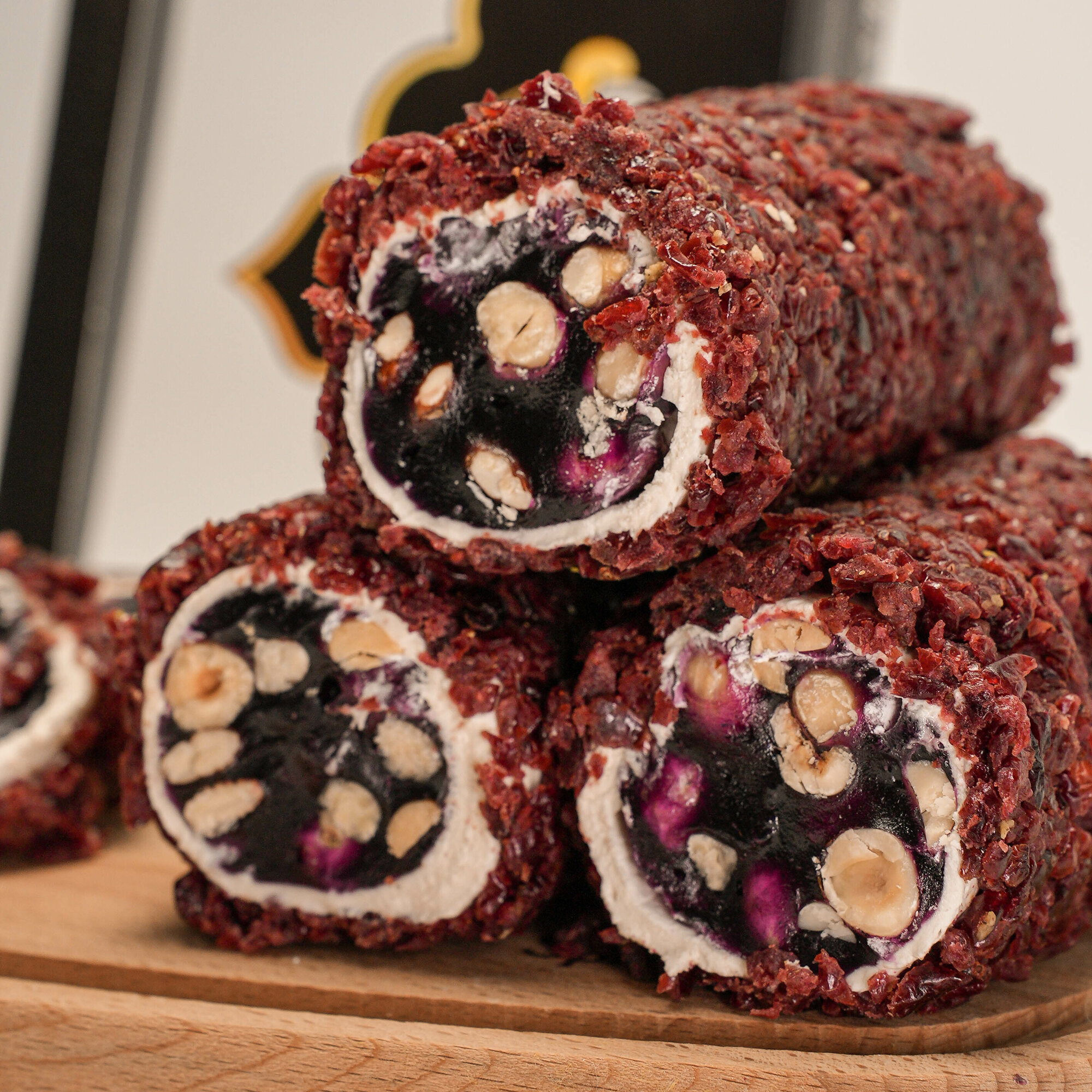 Лукум гранат-ежевика, микс орехов, виноград 500 гр. Турция