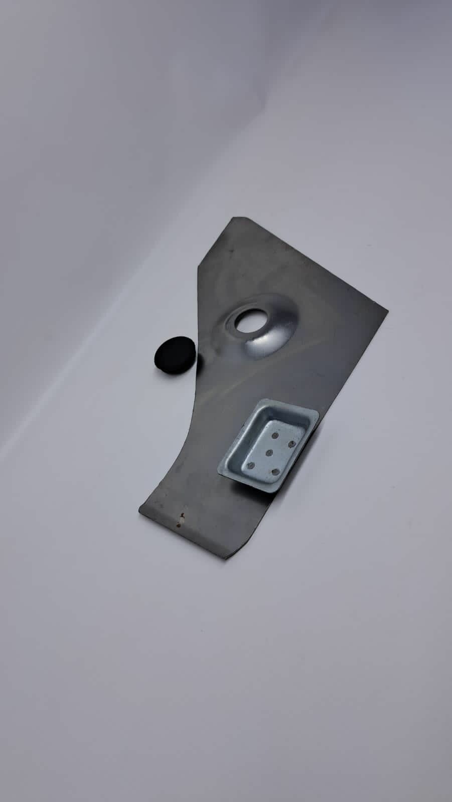 Поддомкратник передний левый в сборе ВАЗ 2108, 2109, 21099, 2113, 2114, 2115