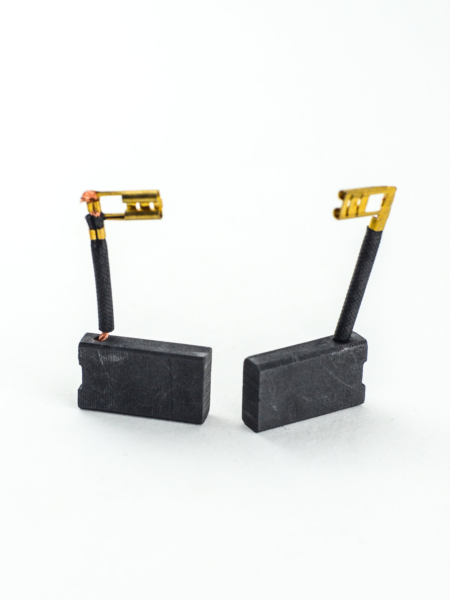 Угольные щетки, графитовые для DeWalt размер 6х14х24 мм (1пара)