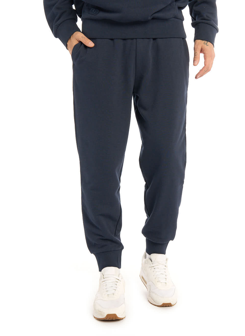 Брюки спортивные