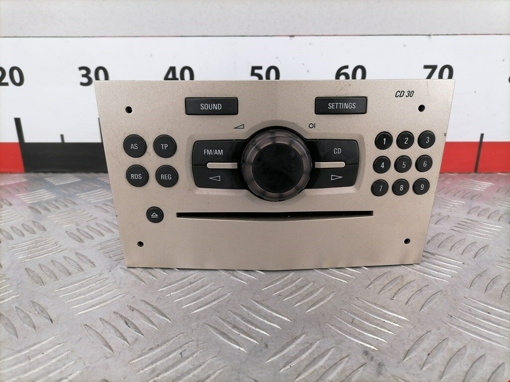 Магнитола Opel Corsa D 13289917 арт. 1724255