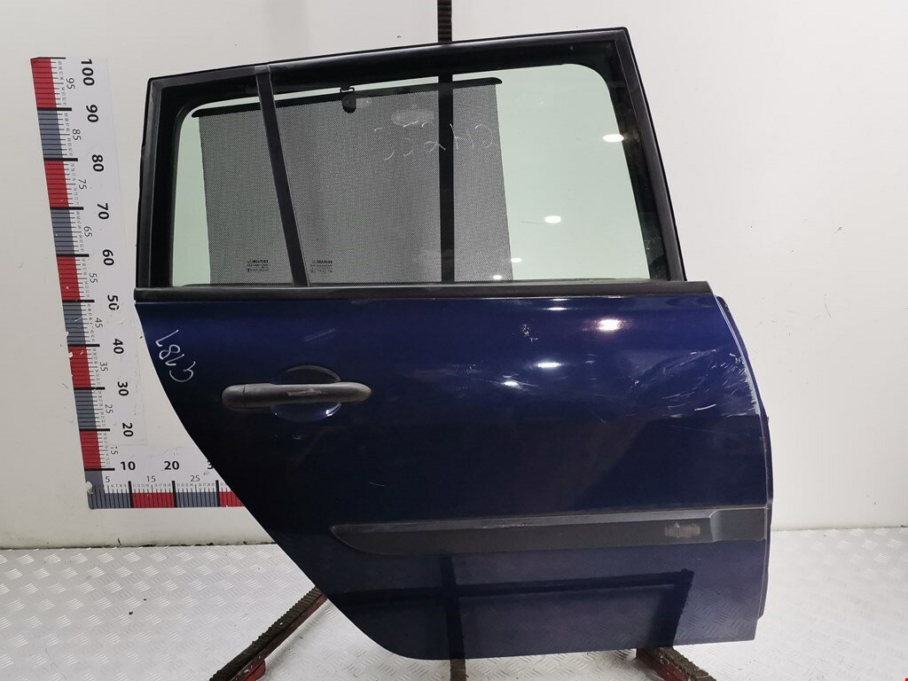 Дверь задняя правая Renault Megane 2 7751475037 арт. 1737463