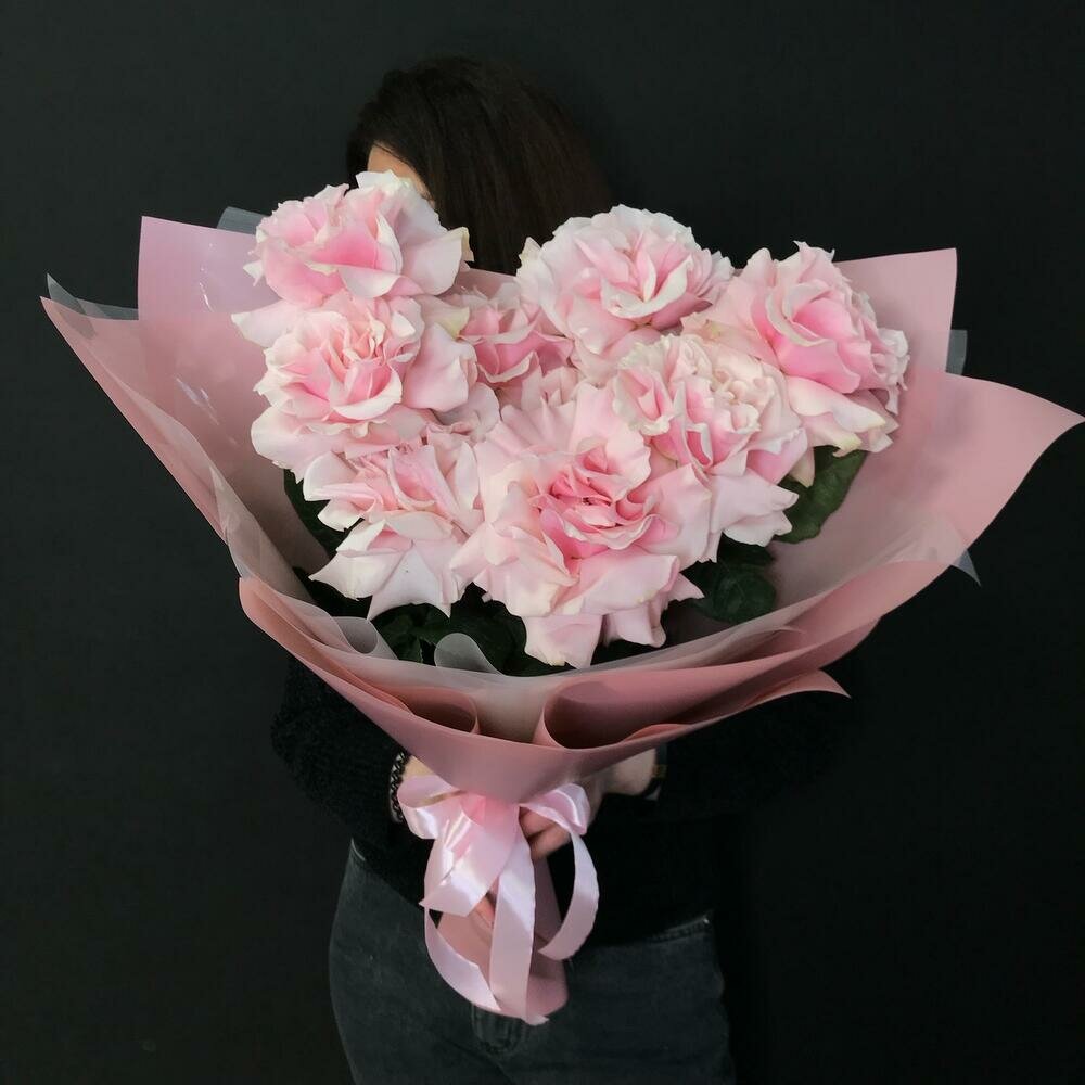 9 французских роз / Букет из 9 розовых французских роз / Вывернутые розы